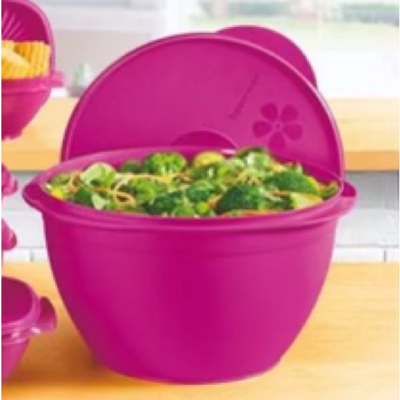 Tupperware | Kitchen | Tupperware Maxi Canister Bowl Liter 42cups ...